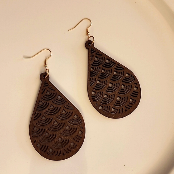 Boho Gypsy Sisters | Jewelry | Wood Dangle Teardrop Lightweight Cutout ...